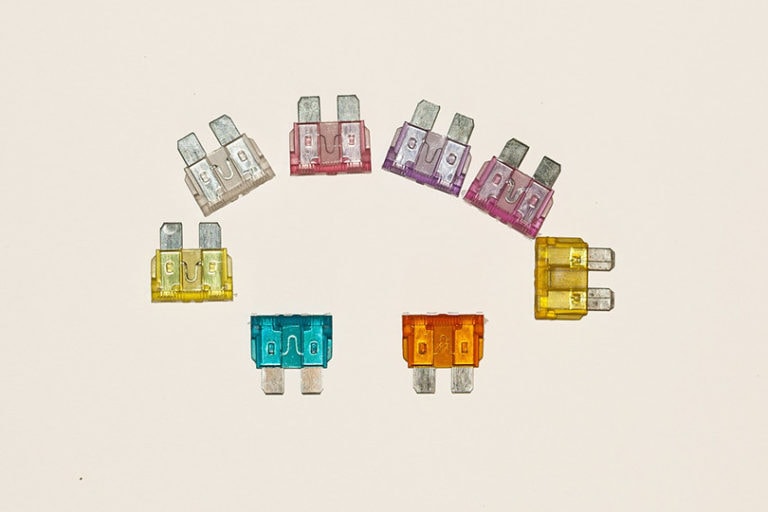 5 Different Types Of Car Fuses With Pictures House Grail